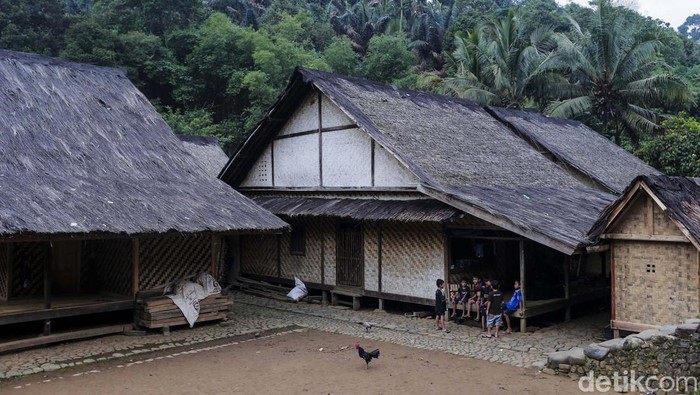 Menapaki Keasrian Suku Baduy Luar