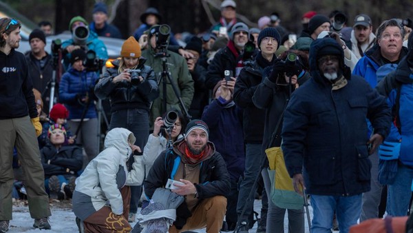 Fenomena Air Terjun Api di Taman Nasional Yosemite California