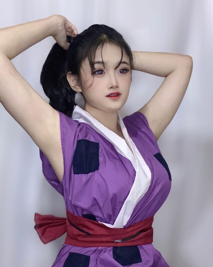 6 Potret Eunike Keyliee, Cosplayer yang Kerap Jadi Korban Body Shaming 6 Potret Eunike Keyliee, Cosplayer yang Kerap Jadi Korban Body Shaming
