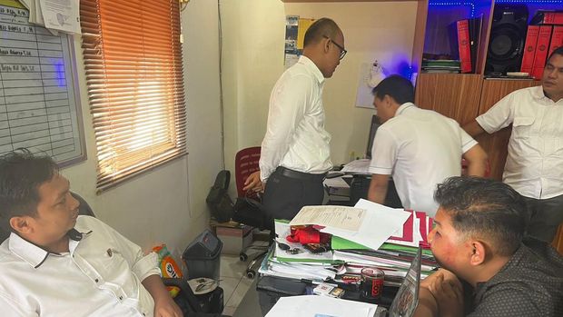 Mobil Pajero yang Dimassa di Jalanan Palembang Hasil Curian Mobil Pajero yang Dimassa di Jalanan Palembang Hasil Curian