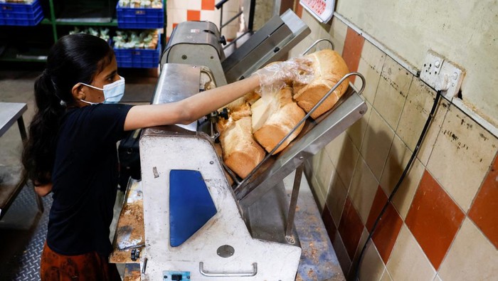 Pengusaha Roti Sri Lanka Pusing Tujuh Keliling Tarif Listrik Naik 66%