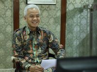 Dicomblangkan Dengan Erick Thohir Ganjar Pasangan Yang Terbaik Adalah