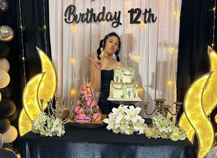 Shafeea Ahmad, Putri Ahmad Dhani Rayakan Ultah Ke-12 dengan Kue Cantik