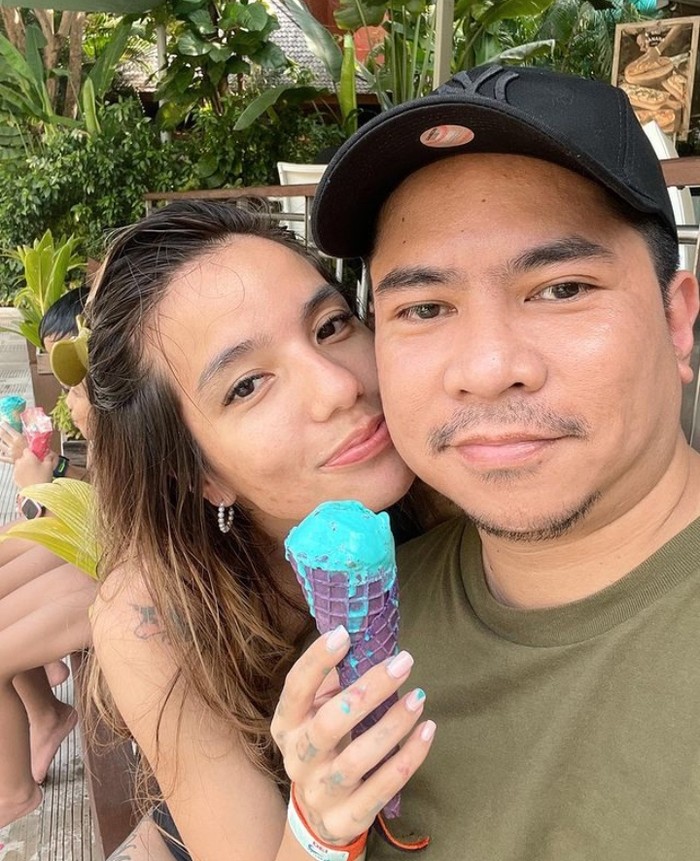 Akan Kembali Jadi DJ, Sheila Marcia Makan Malam Romantis Bareng Suami