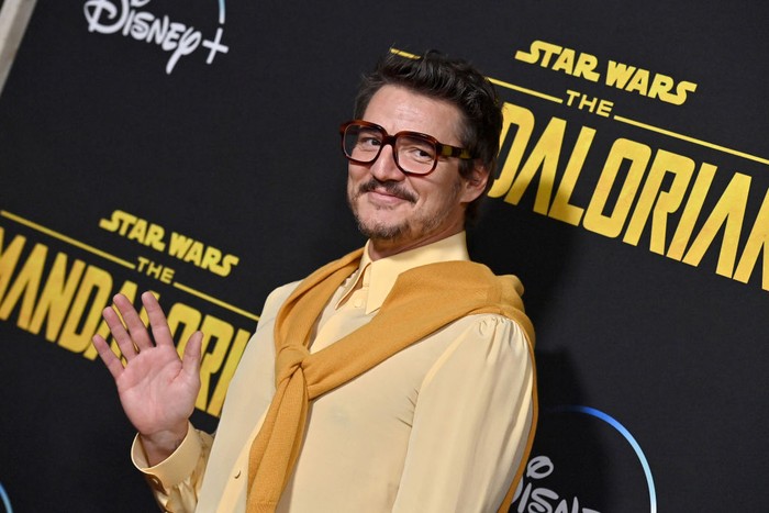 Awal Mula Pedro Pascal Dinobatkan Jadi 'Internet Daddy'