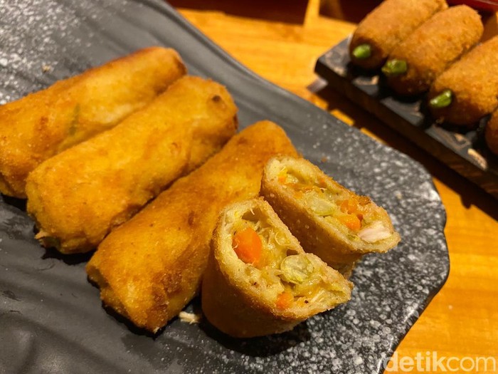 Bikin Nagih! Gurih Lembut Kroket dan Risoles Medan Yen Yen