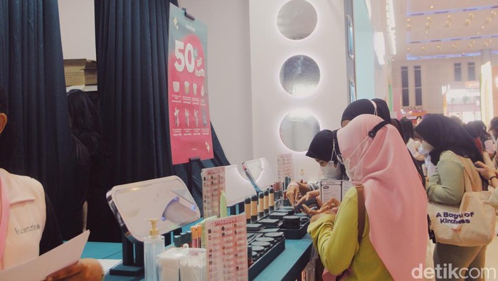 Ciwi-ciwi Merapat! Yuk Intip Keseruan Hari Pertama Surabaya X Beauty
