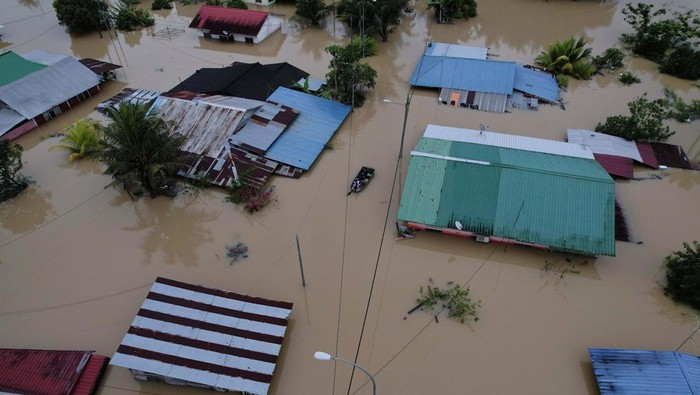 Foto Udara Banjir di Malaysia yang Bikin 41 Ribu Warga Mengungsi