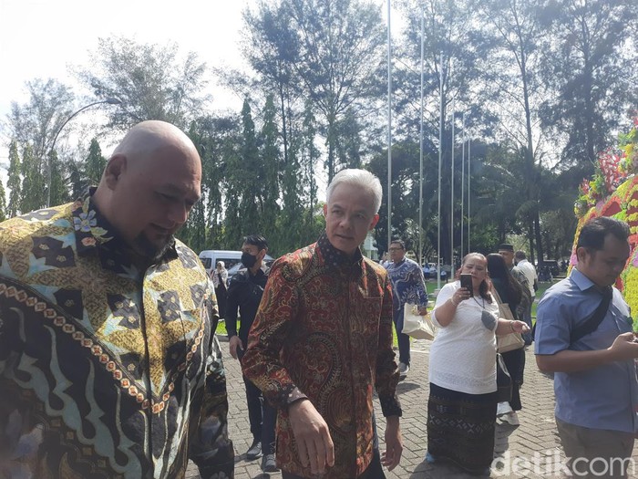 Ini Foto-foto Ganjar Pranowo saat Berkunjung ke Sumut Ini Foto-foto Ganjar Pranowo saat Berkunjung ke Sumut