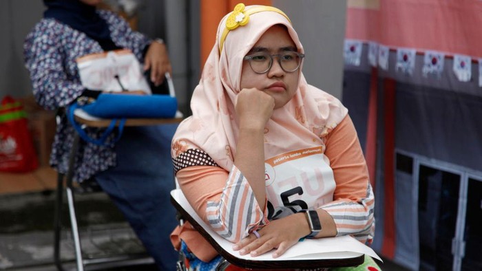 Kocak! Begini Ekspresi Peserta Saat Ikut Lomba Melamun di Solo