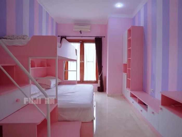 Adu Mewah Rumah Baru Fuji dan H Faisal