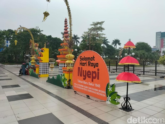Semarak Ogoh-ogoh Tebar Toleransi Jelang Hari Raya Nyepi di Surabaya