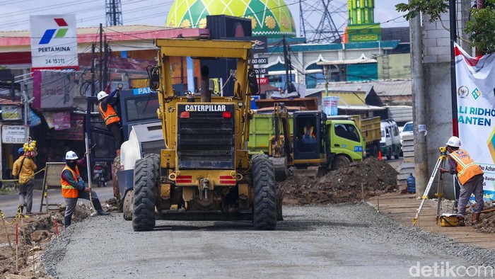 Melihat Pembangunan Flyover Cisauk Tangerang