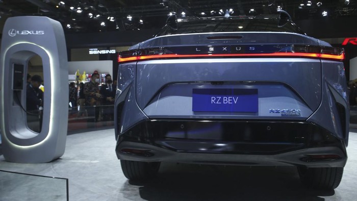 Wajah Lexus RZ BEV, Cocok Nih Buat Konglomerat RI
