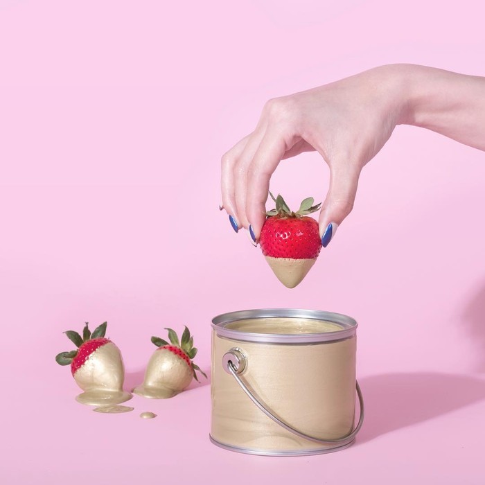 Kreatif! 10 Seni Visual Keren Ini Dibuat Pakai Buah dan Makanan