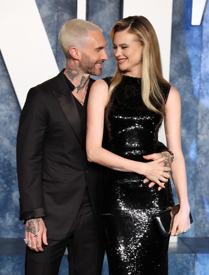 Kemesraan Adam Levine dan Behati Prinsloo Usai Heboh Kasus Perselingkuhan