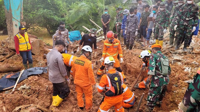 Korban Longsor Natuna Bertambah Jadi 48 Orang 1 Belum Teridentifikasi