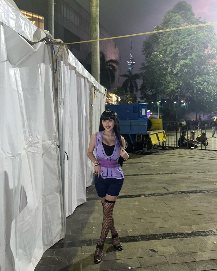 5 Potret Anastasya Khosasih Cosplay Jadi Hinata 5 Potret Anastasya Khosasih Cosplay Jadi Hinata