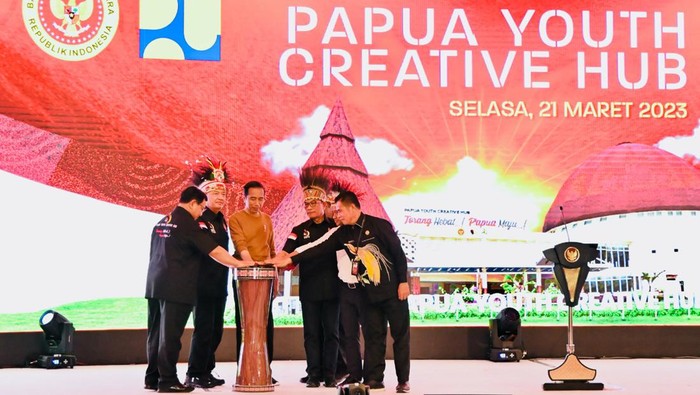 Momen Jokowi Resmikan Papua Muda Inspiratif di Jayapura