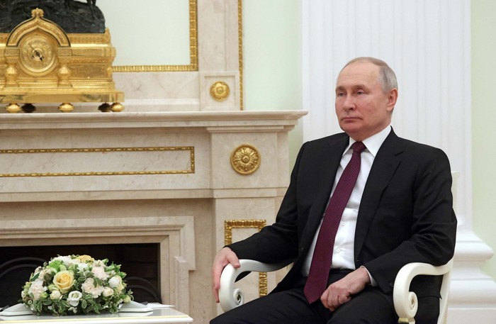 Vladimir Putin Pakai Taktik Mata-mata 'Cabul', Ada Kelas Rayuan Maut Vladimir Putin Pakai Taktik Mata-mata 'Cabul', Ada Kelas Rayuan Maut