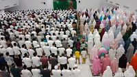 Pahala Sholat Tarawih Malam ke-14