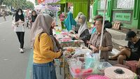 Semarak Berburu Takjil-Menu Buka Puasa di Jalanan Kota Kediri