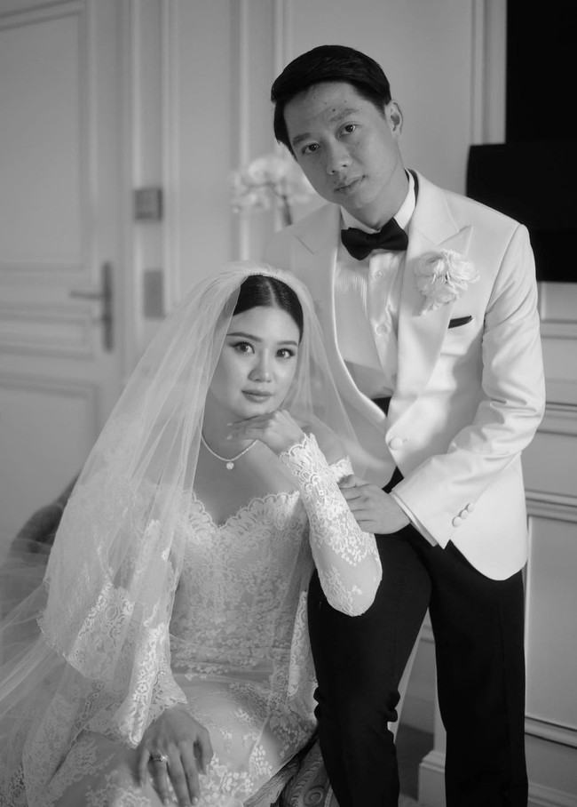 8 Potret Valencia Tanoesoedibjo Bak Putri Raja saat Dinikahi Kevin Sanjaya