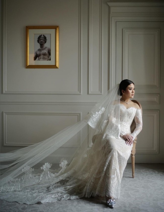 8 Potret Valencia Tanoesoedibjo Bak Putri Raja saat Dinikahi Kevin Sanjaya