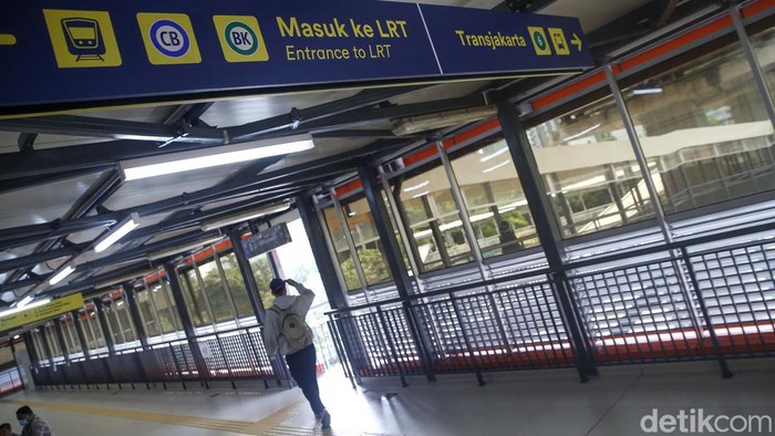 Halte TransJakarta Terintegrasi LRT Mulai Uji Coba
