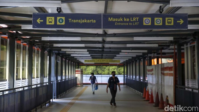 Halte TransJakarta Terintegrasi LRT Mulai Uji Coba