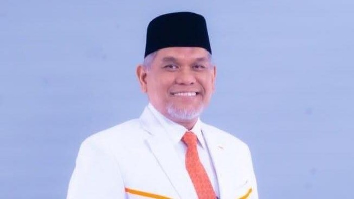 Ketua PKS Sulsel Amri Arsyid Disiapkan ke DPR RI untuk Perkuat Simbol ... Ketua PKS Sulsel Amri Arsyid Disiapkan ke DPR RI untuk Perkuat Simbol ...