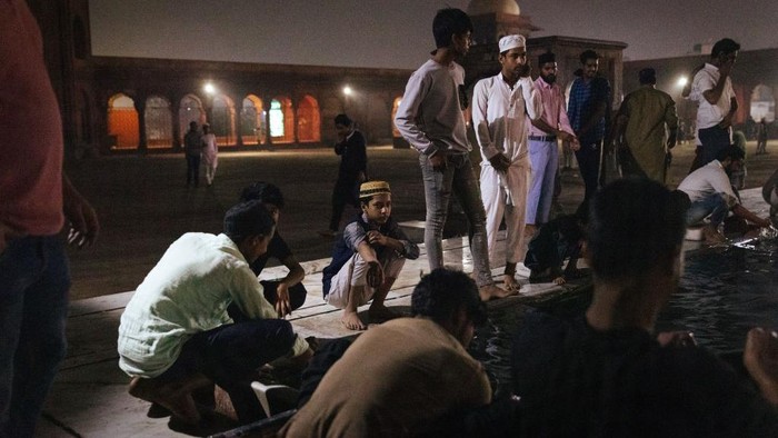 Umat Muslim di India Jalani Puasa Ramadan Pertamanya Hari Ini