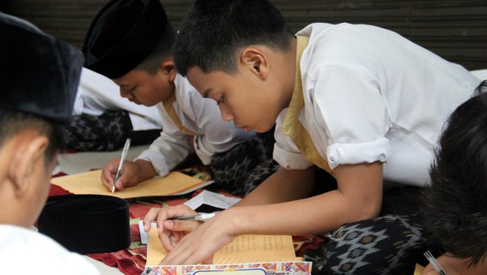 Melihat Kegiatan Santri Saat Ramadan