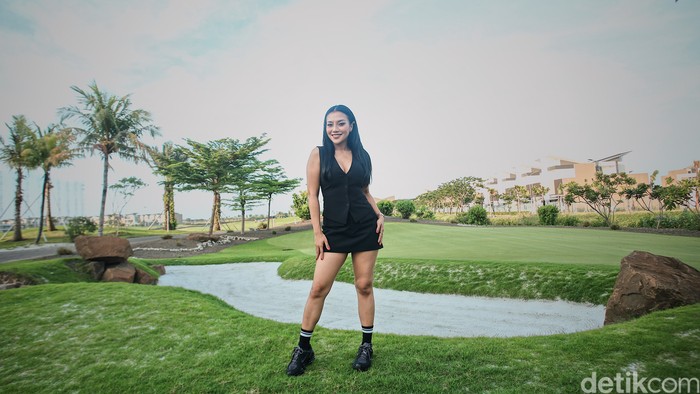 5 Potret Model Hani Putri yang Ingin Jadi Pebisnis Usai Lebaran