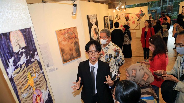 Melihat Pameran Seni Visual Karya Pelajar