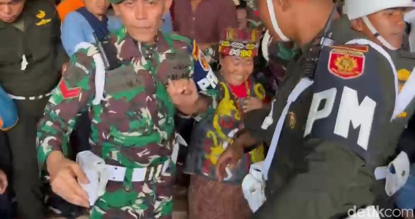 Fakta-fakta Pengobatan Ibu Ida Dayak yang Disebut Bisa Sembuhkan ... Fakta-fakta Pengobatan Ibu Ida Dayak yang Disebut Bisa Sembuhkan ...