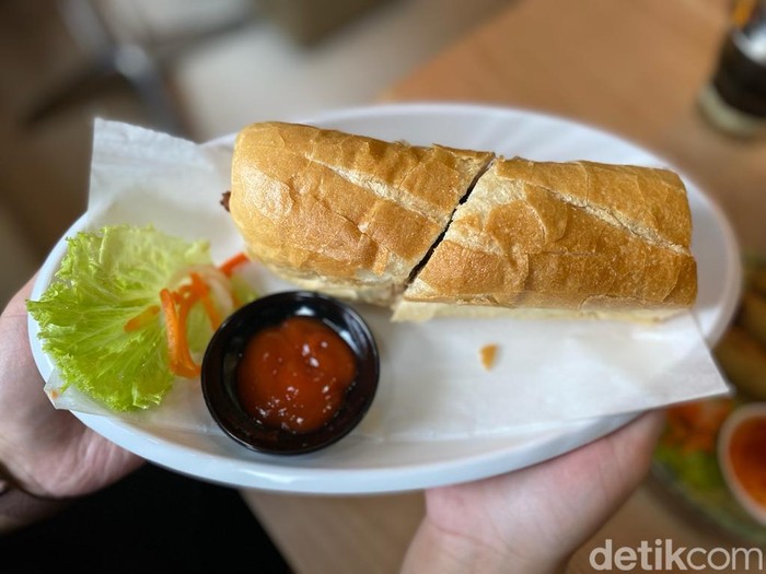 Ini Hidangan Vietnam di Saigon Street Food Tebet yang Sempat Viral