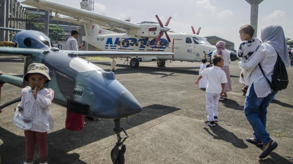 Wisata Edukasi Kedirgantaraan di PTDI Bandung