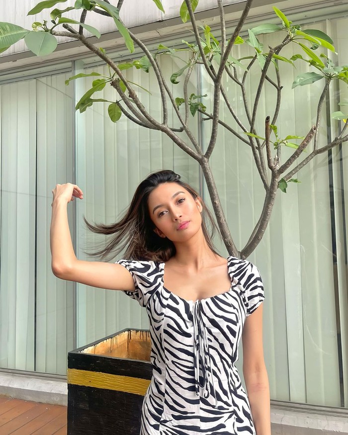 5 Pesona Putri Vania yang Ingin Jajal Akting Usai Jadi Model