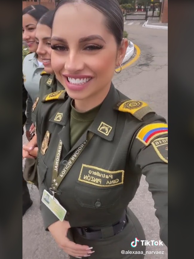 Potret Polwan Viral di TikTok karena Kecantikannya, Disebut Bak Supermodel