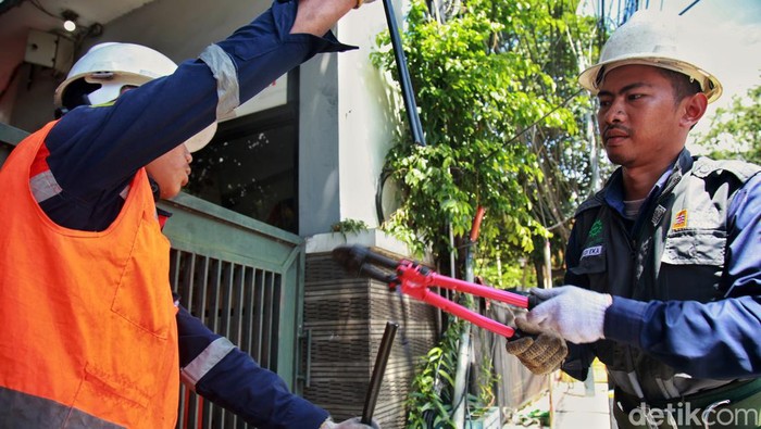 Kabel Optic Semrawut di Jakpus Mulai Dibenahi, Begini Prosesnya