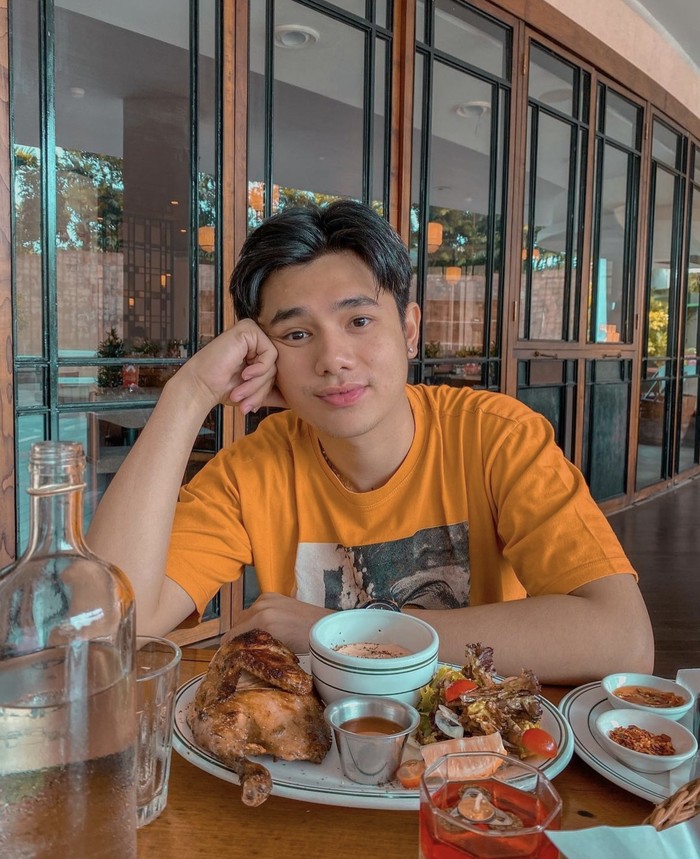 Rayn Wijaya, Kekasih Ranty Maria yang Punya Hobi Kulineran