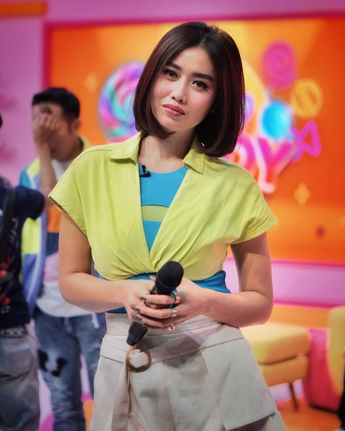 Bye Gorengan! 5 Potret Selfi Nafilah yang Mau Sehat di Ramadan Ini