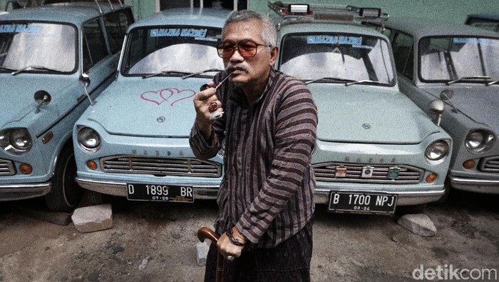 Mengintip Bengkel dan Garasi Mobil Klasik Pakde Bei