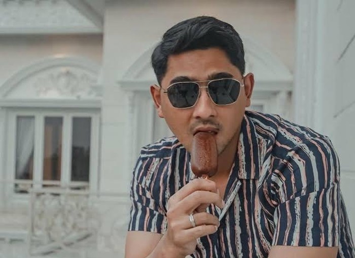 Arya Saloka 'Ikatan Cinta', Hobi Makan Nasi Gudeg hingga Bakso