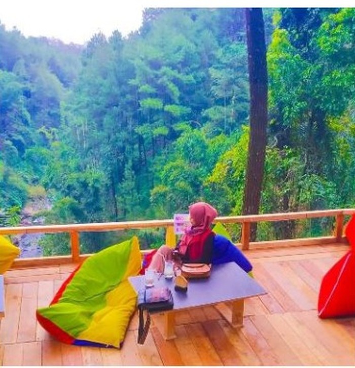 10 Kafe di Sekitar Gunung Bromo yang Punya Pemandangan Indah