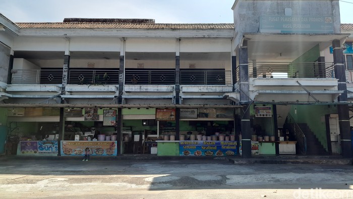 5 Rekomendasi Tempat Beli Oleh-oleh Khas Pangandaran 5 Rekomendasi Tempat Beli Oleh-oleh Khas Pangandaran