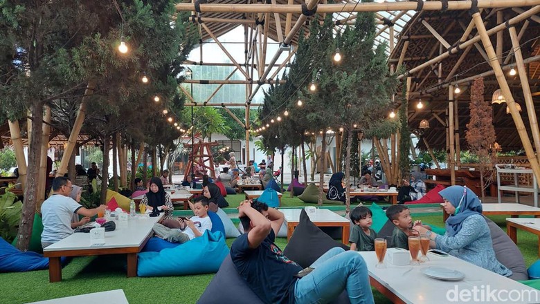 6 Tempat Kuliner Ramah Keluarga untuk Weekend Seru di Tangsel