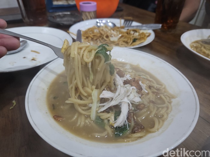 Sedap Miroso! Bakmi Jawa Racikan Pak Gareng yang Legendaris di Semarang
