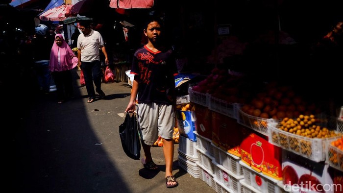 Pasar Kebayoran Lama Kembali Ramai Usai Libur Lebaran